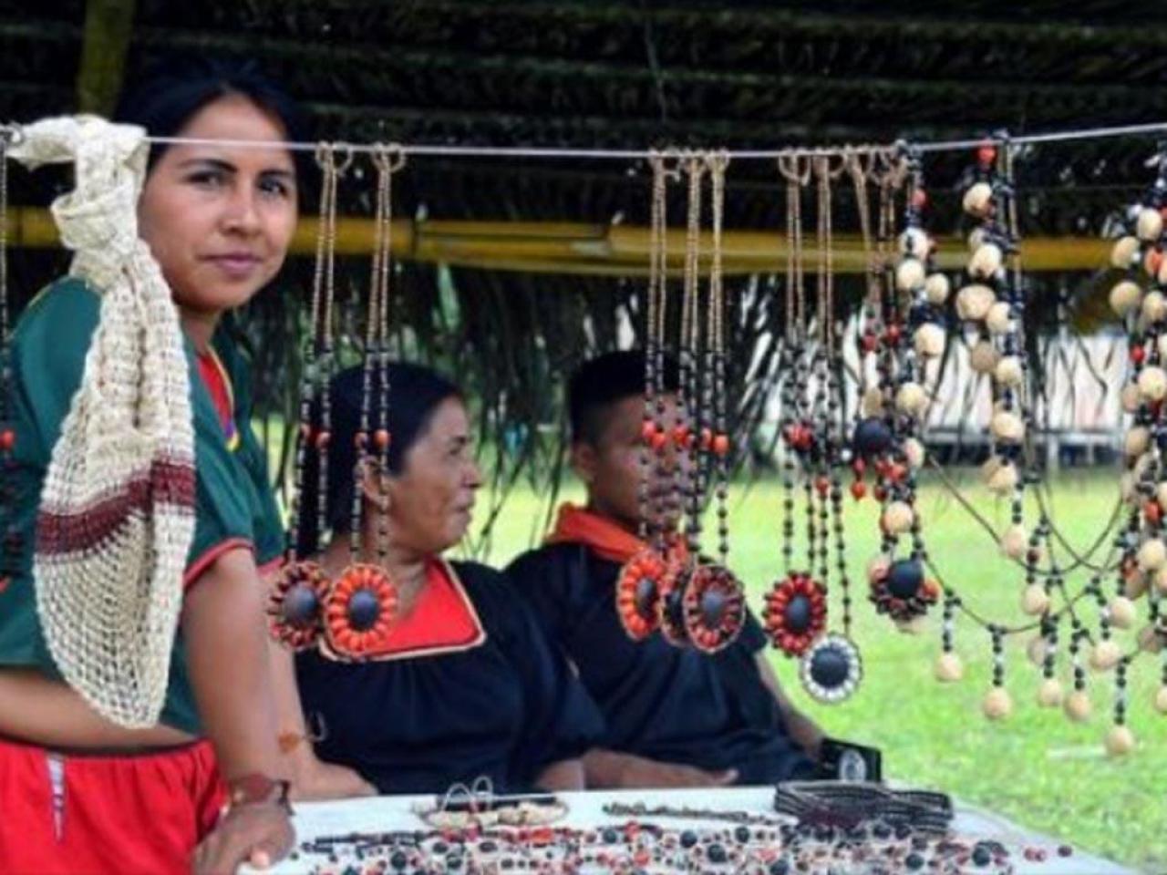 Tradiciones cofanes son un atractivo | Juicio Crudo